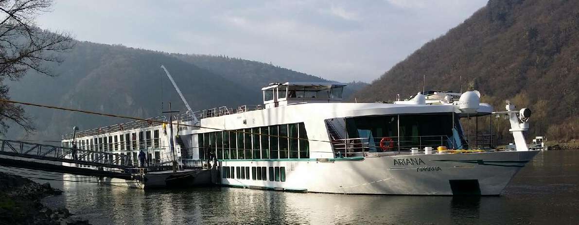 Reisebericht MS Ariana 1 Teil: „Wie heißt es, überlege ich kurz, in See ...